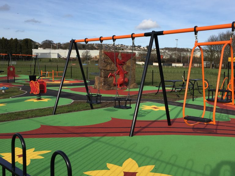 Felinfoel Play Area - Llanelli Rural Council : Llanelli Rural Council