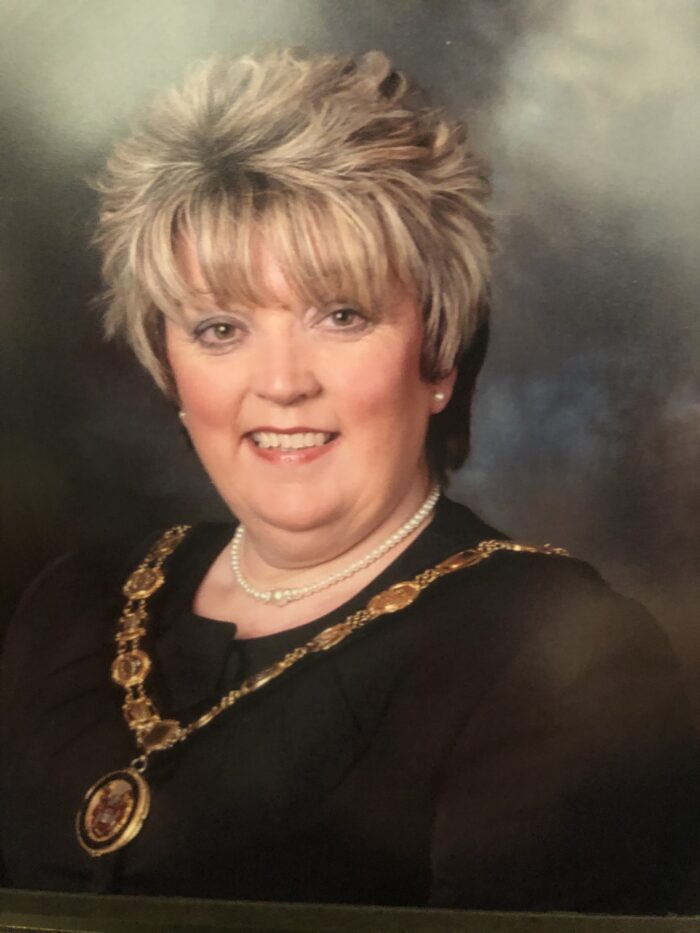 Carol Rees 4 - Largest picture - Llanelli Rural Council : Llanelli ...